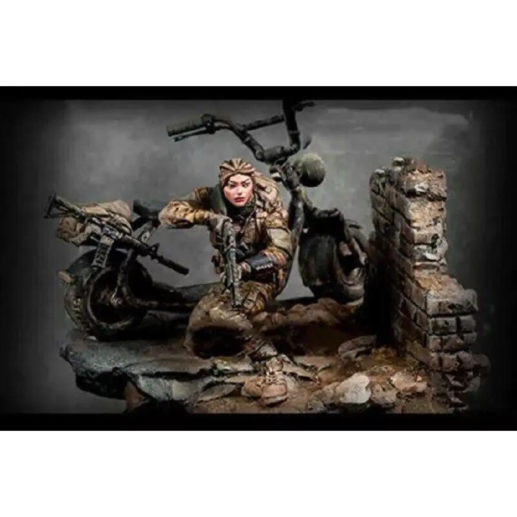 1/24 75mm Resin Model Kit Girl Stalker Road Warrior (with base, moto ...