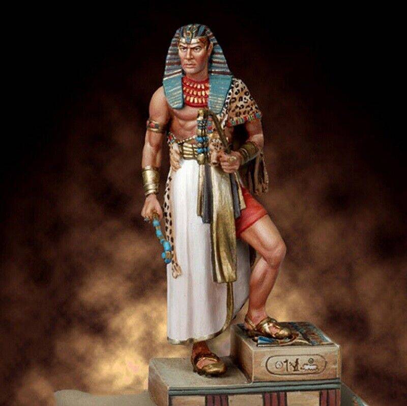 1/32 Resin Model Kit Egyptian Pharaoh Ramses II Unpainted – Model-Fan-Store
