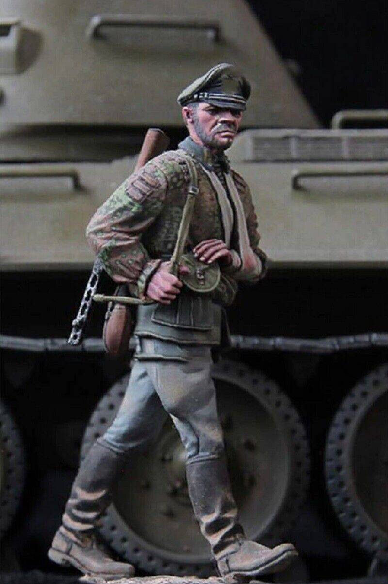 1/35 Resin Model Kit German Soldier Infantryman WW2 Unpainted – Model ...